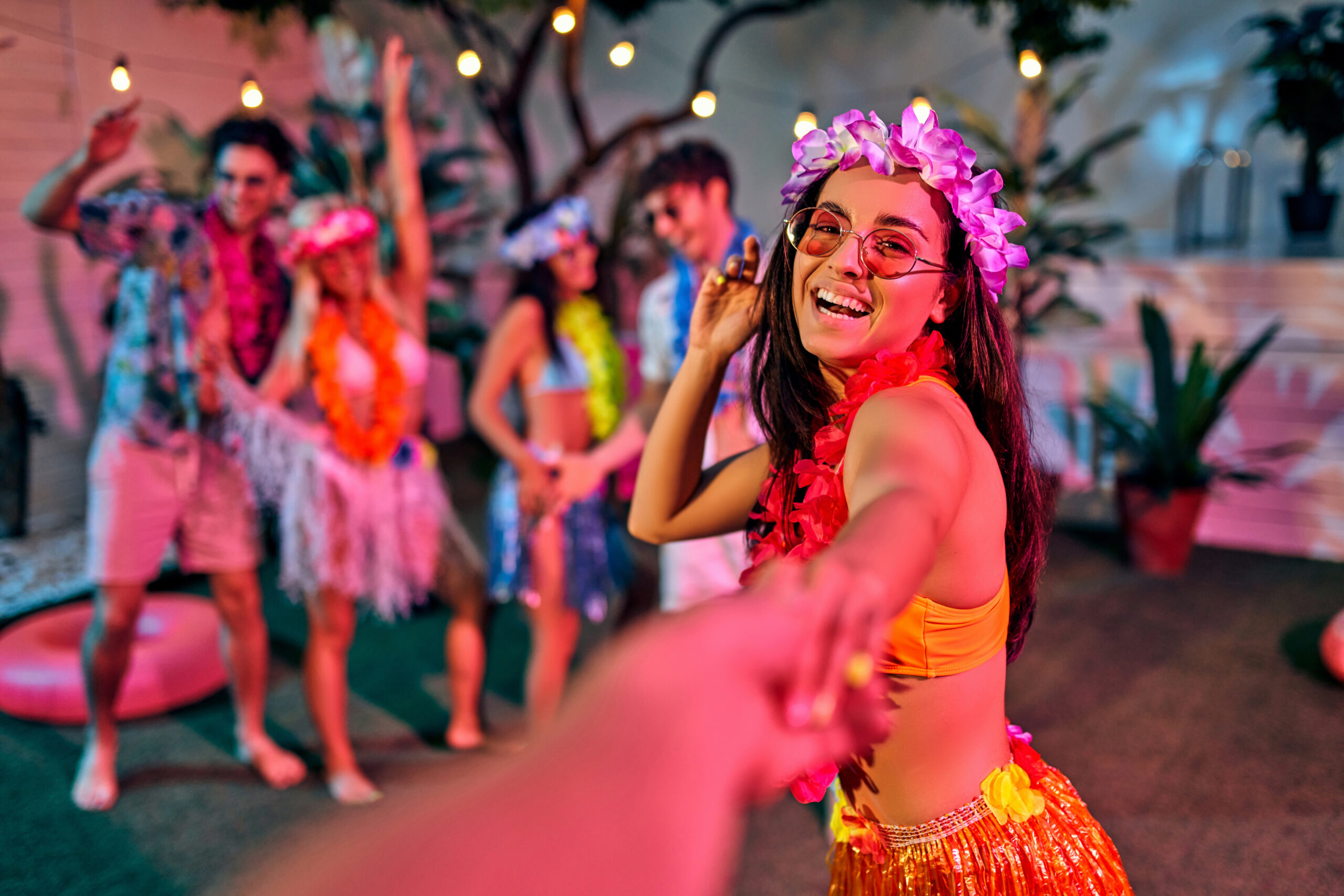 Hawaiian Party Playlist to Set Tropical Vibes to Your Party